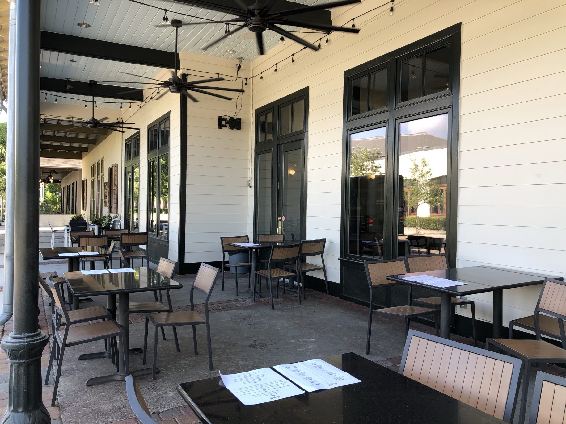 Romacelli Restaurant & Bar Completes Renovations, Opens Patio To The ...