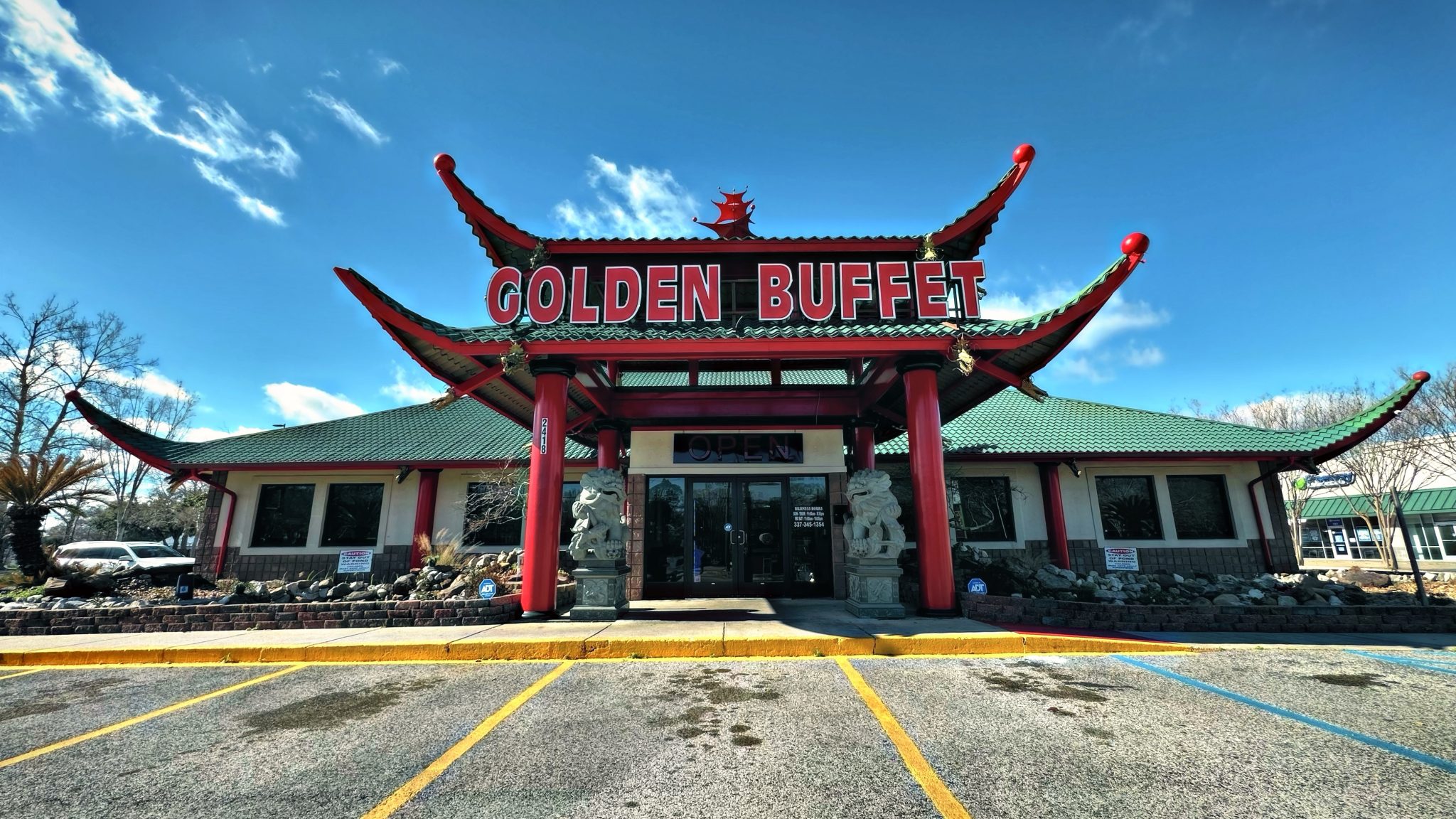 Inside Golden Buffet, Formerly Royal Panda, Recently Opened on Pinhook ...